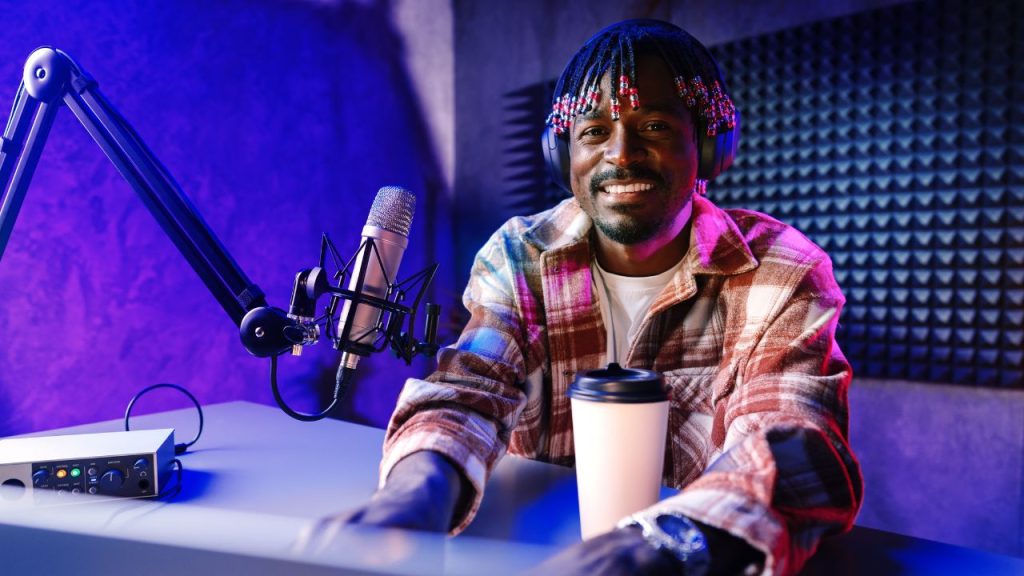 Jornalismo na Era Digital: Como o SINAJ Prepara seus Membros para o ...